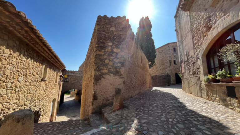 Pals-mittelalterliches Dorf an der Costa Brava